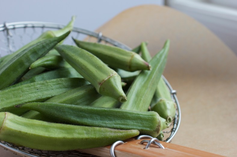 Roasted okra with sweet corn, pumpkin seeds and paprika | The Plum Palate